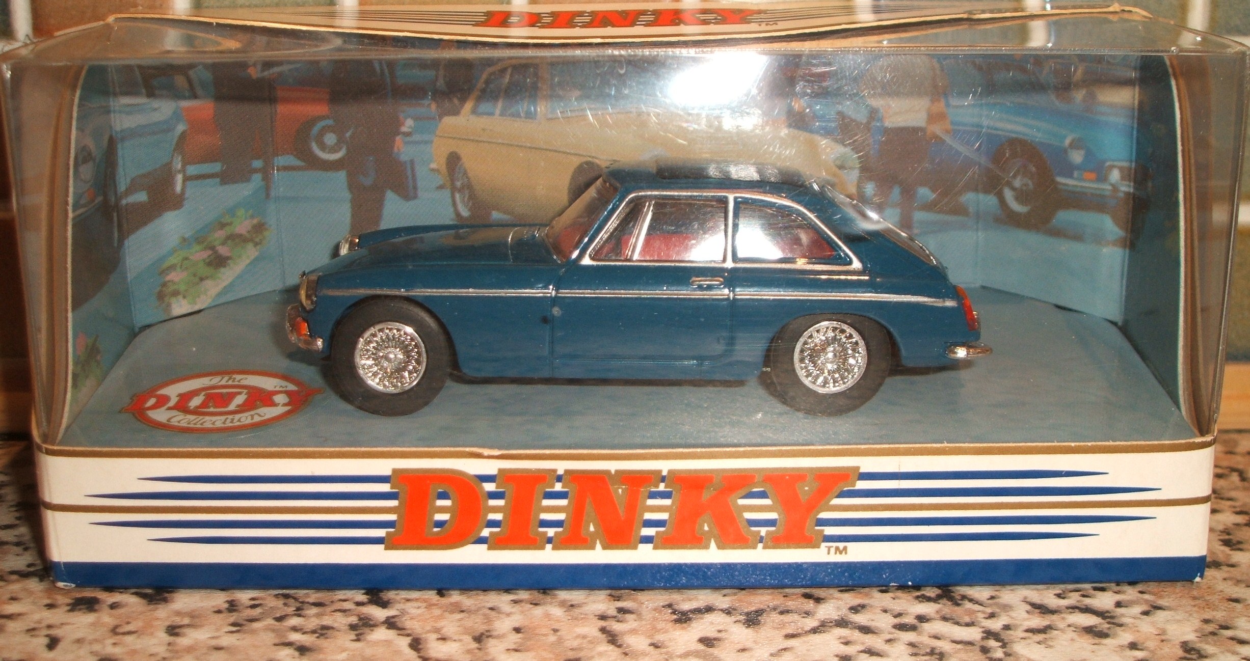Dinky Matchbox Series DY-3 MGB GT 1965 - Yesterdays Toys