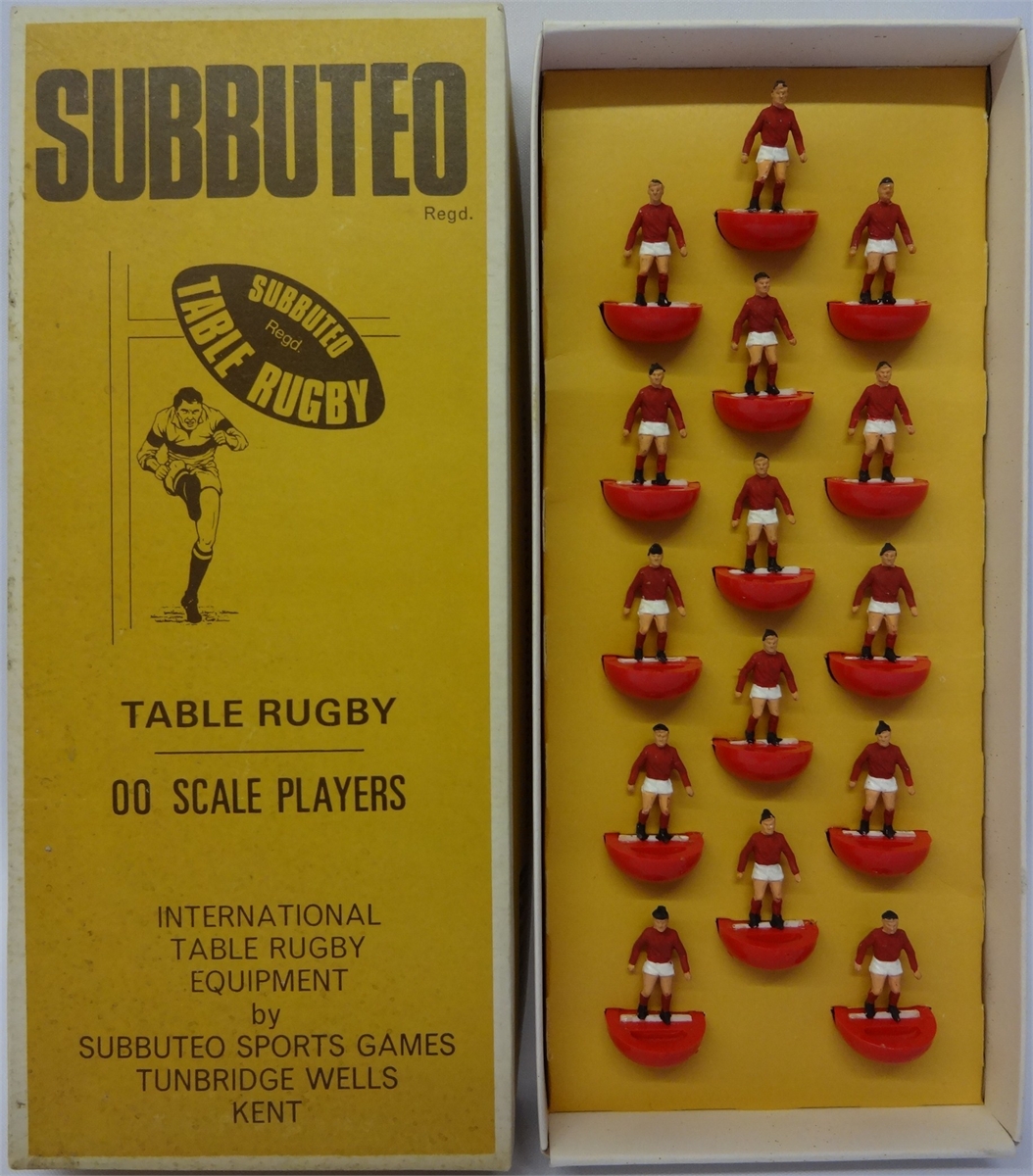 Subbuteo Rugby Heavyweight Team Ref.6 Wales / Salford (red bases) ~ Mid ...