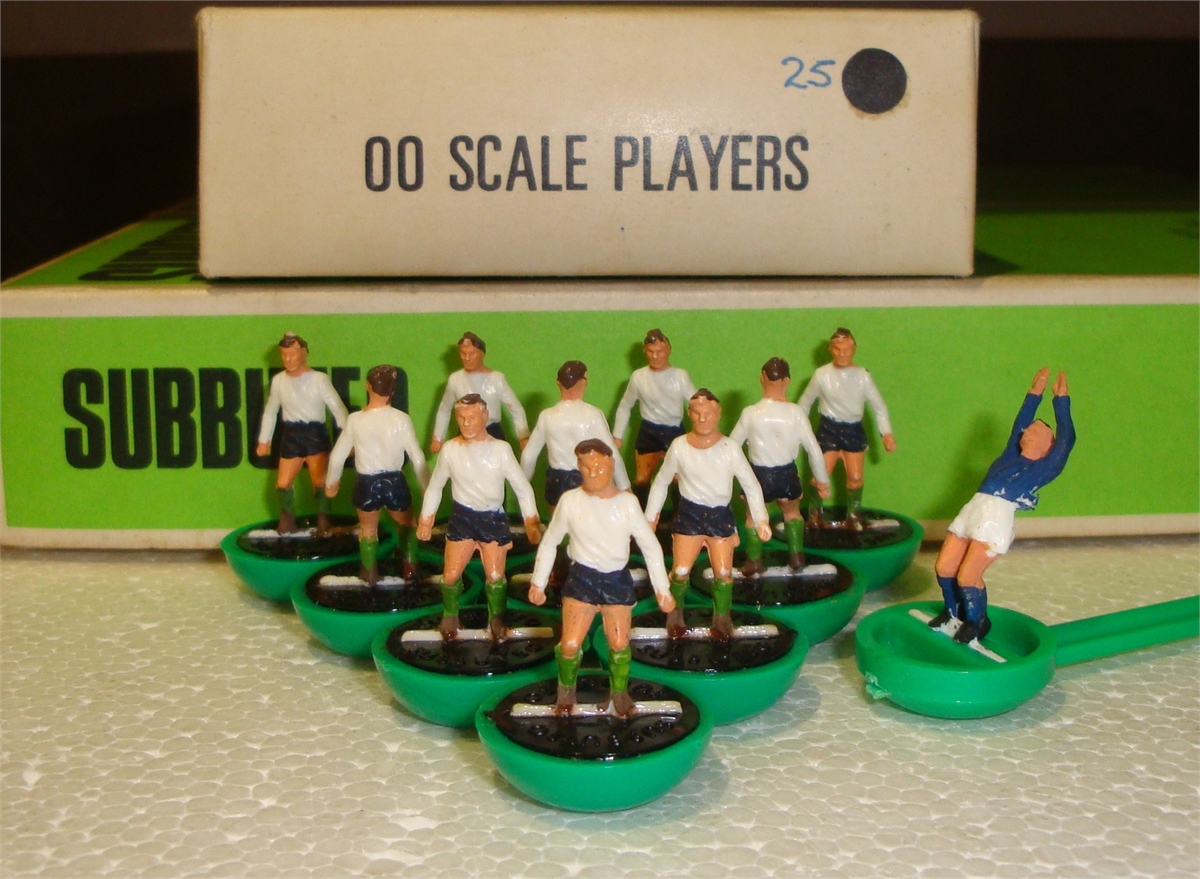 Subbuteo Heavyweight Team Ref.65 United Kingdom ~ Early / mid 1970's ...