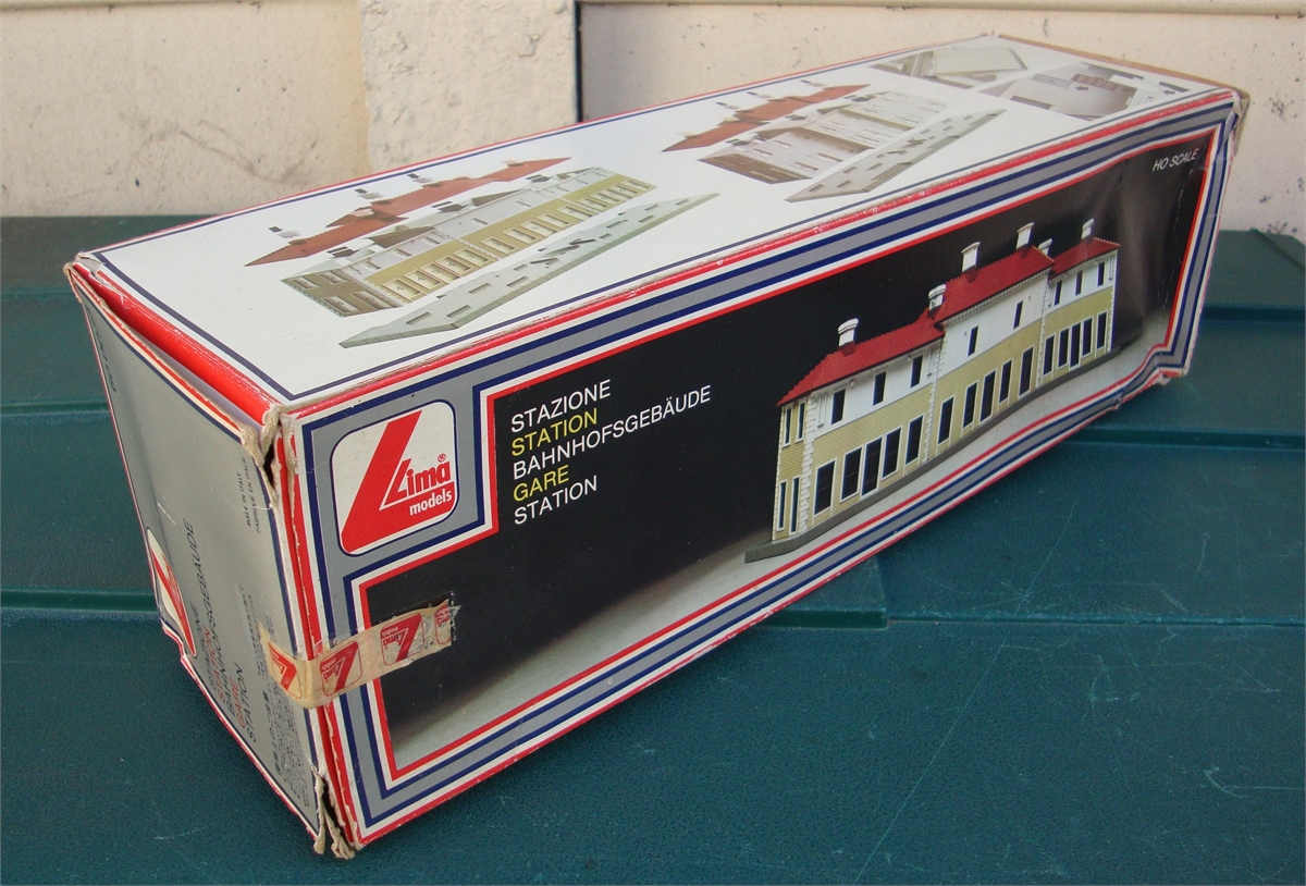 Lima No.60 0033 'HO' / 'OO' Gauge Station ~ Early 1980's - Yesterdays Toys