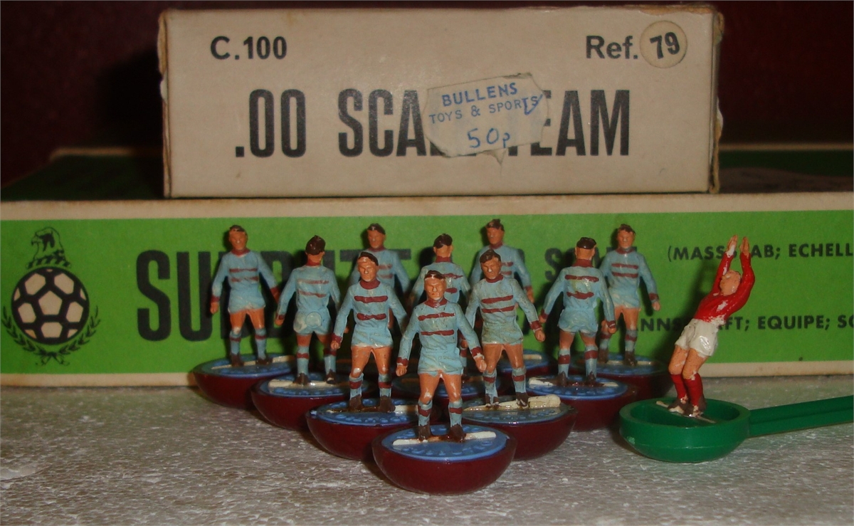 Subbuteo Heavyweight Team Ref.79 West Ham 2nd (blue shorts version ...