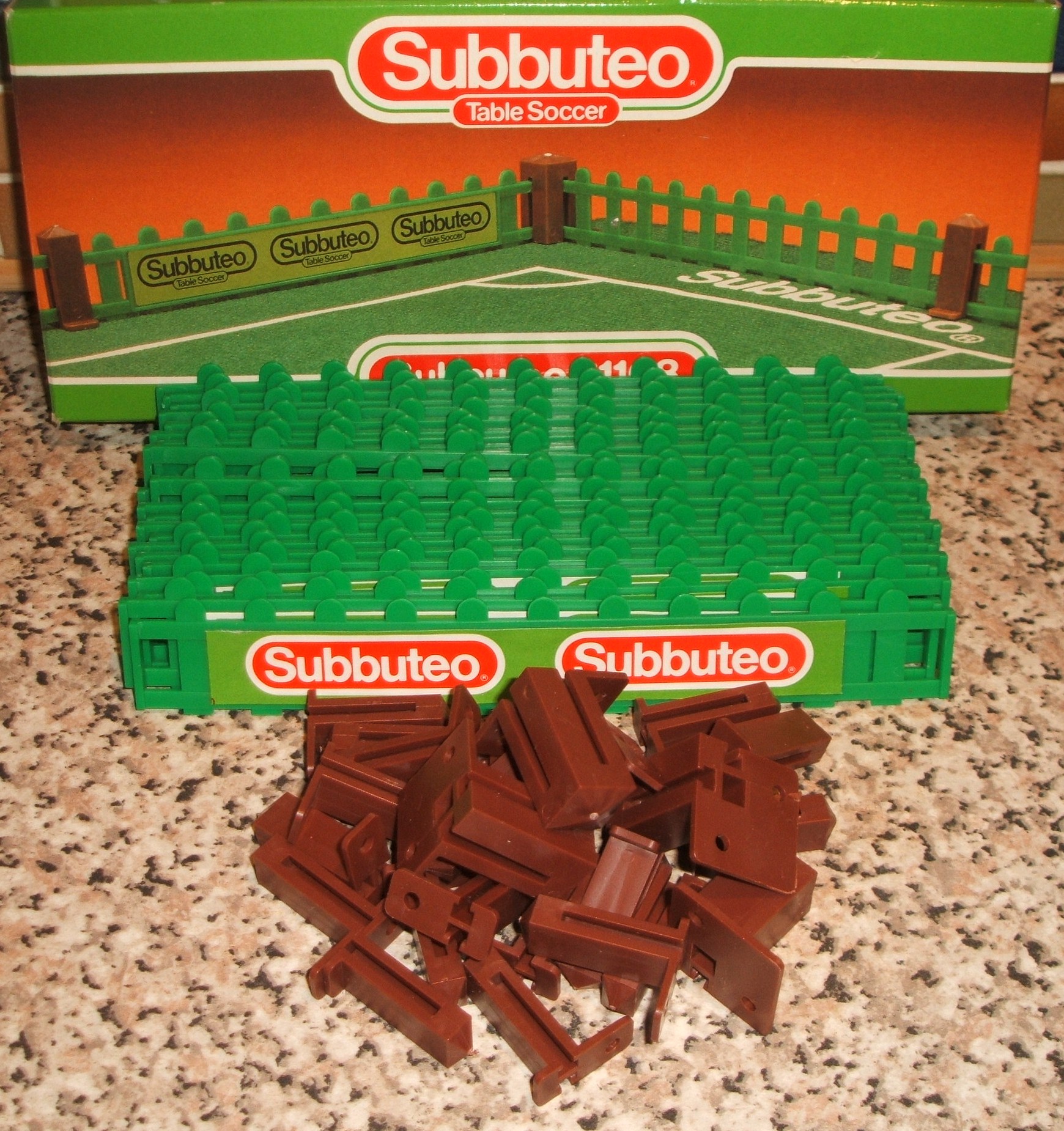 Subbuteo Ref.61108 Interlocking Pitch Fence Surround Mid ~ 1980's ...
