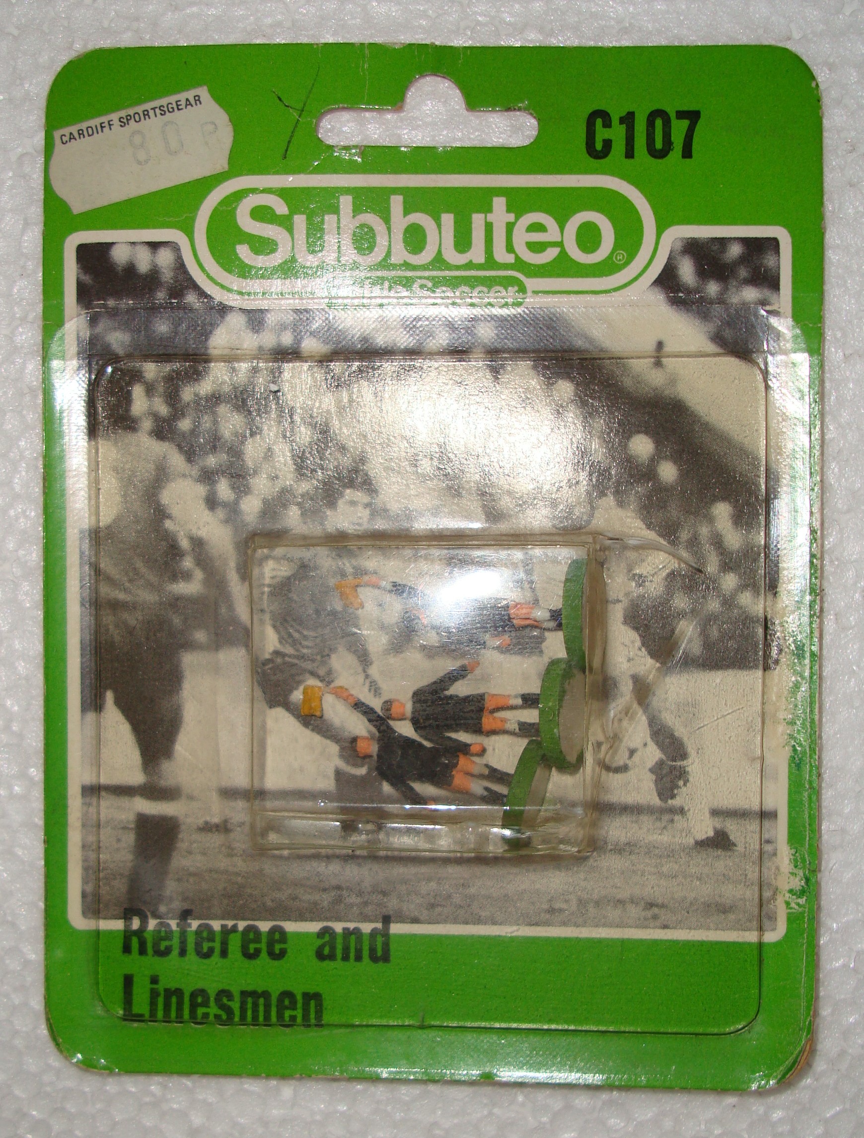 Subbuteo Ref.C.107 Referee & 2 x Linesmen Set ~ 1980's - Yesterdays Toys