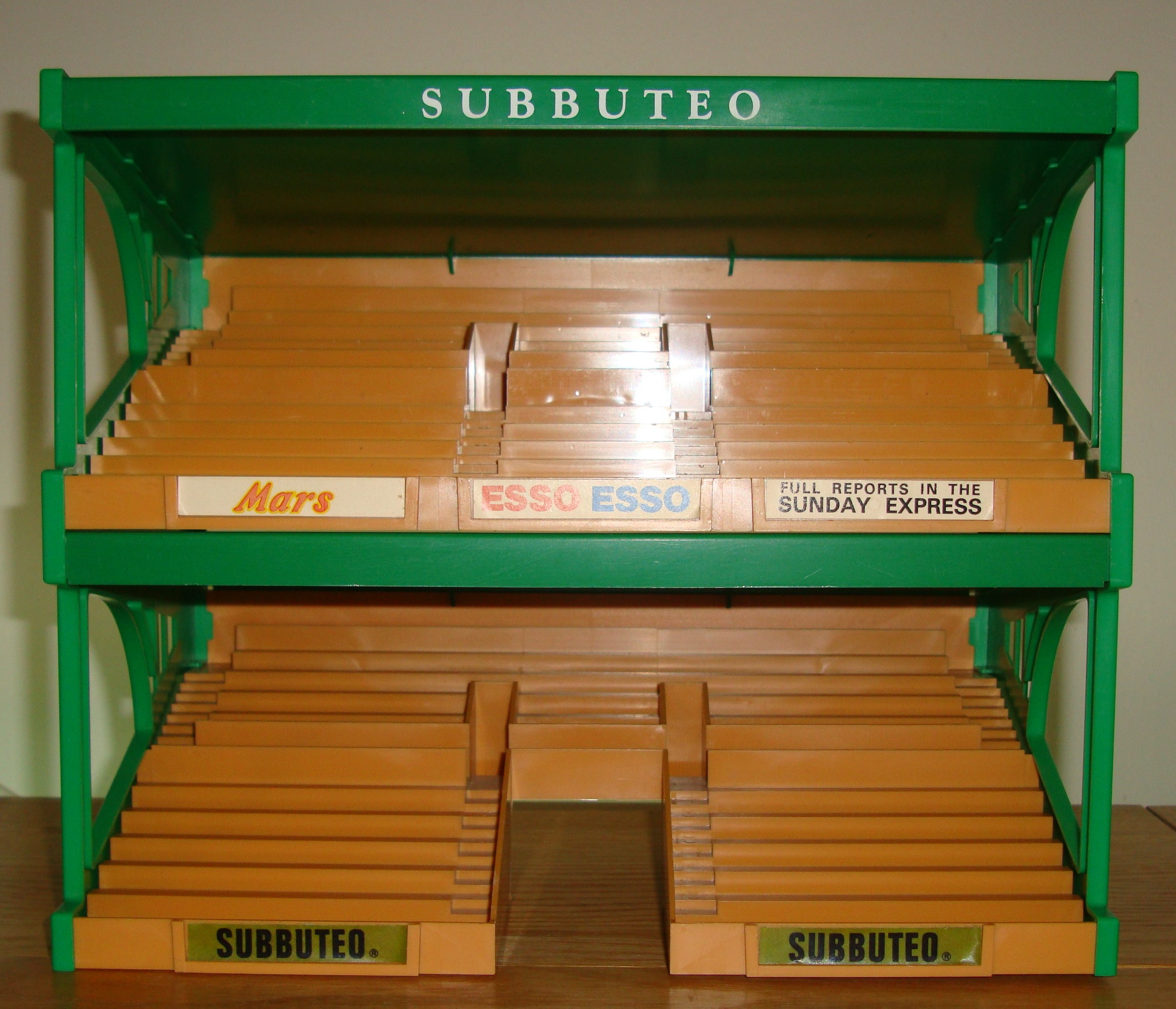 Subbuteo Ref.C140 Green & Tan Grandstand Mid / Late 1970's ~ Unboxed ...