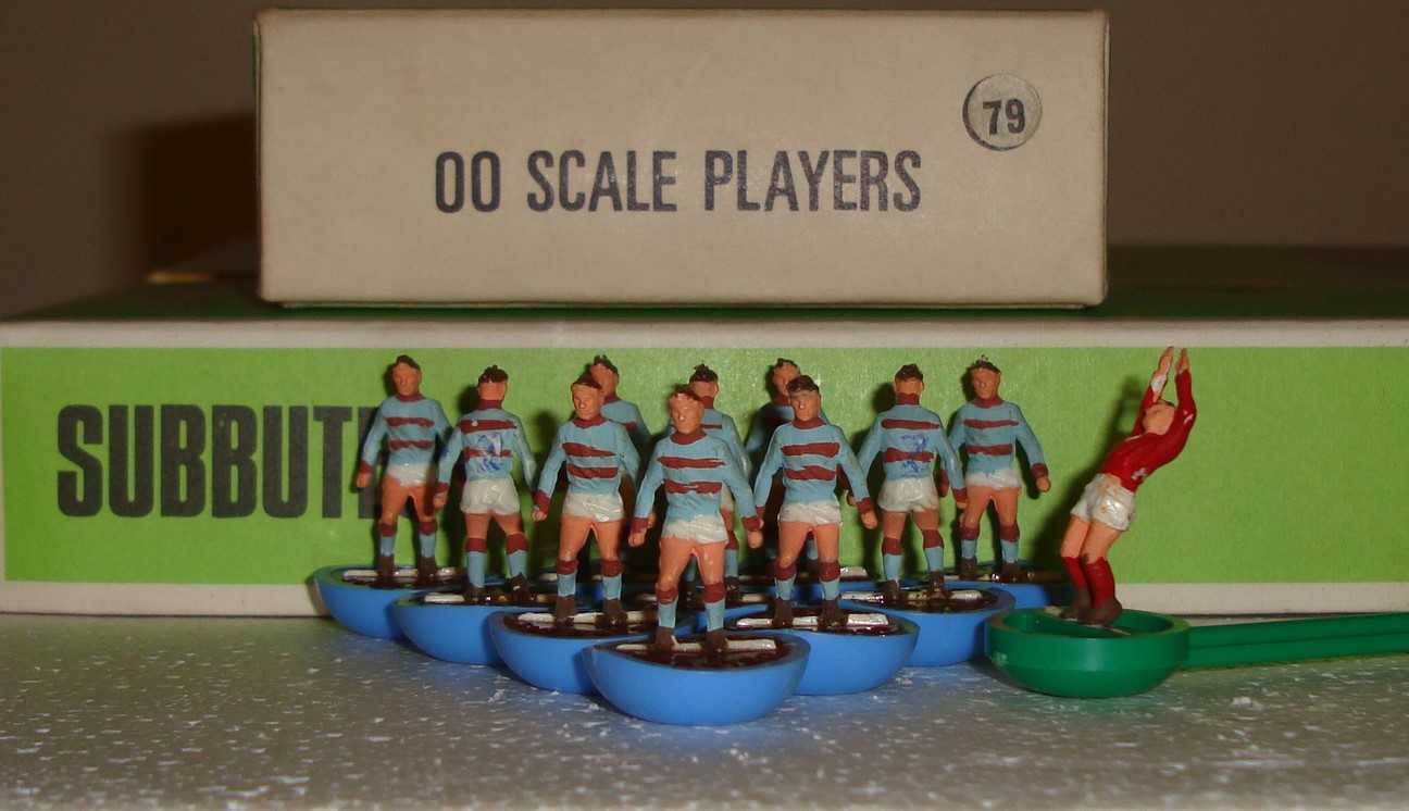Subbuteo Heavyweight Team Ref.79 West Ham 2nd (white shorts version ...